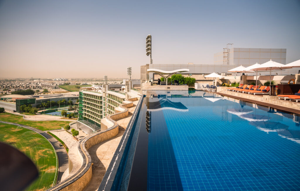 Experience a haven of luxury in Le Meridien Dubai Hotel and Conference ...